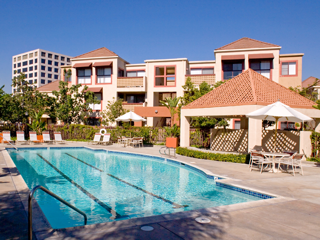 University Town Center - Good Planning